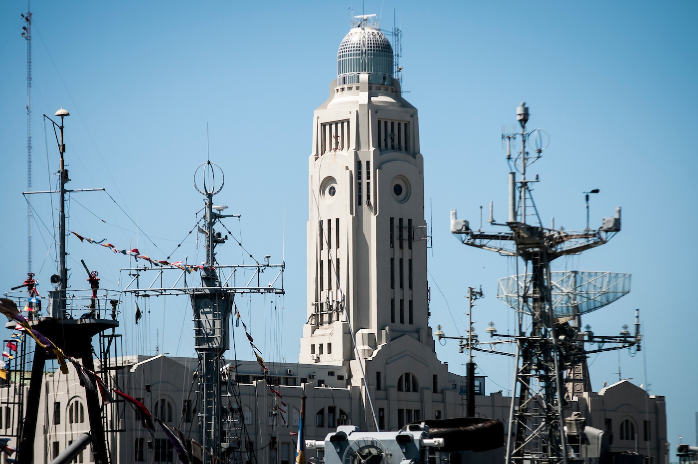 La Justicia ordenó cerrar parte del subsuelo del Puerto de Montevideo ...