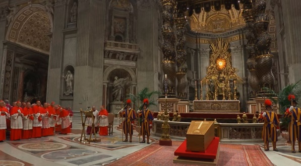 Fueron inhumados los restos del Papa Francisco