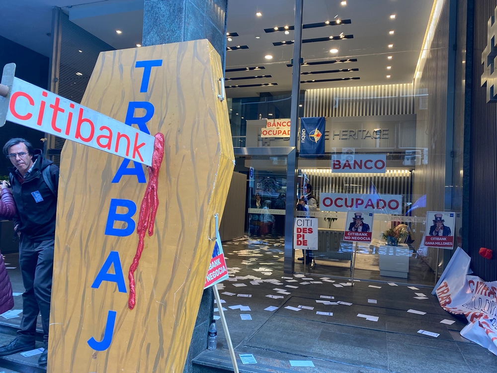 Banca Privada: trabajadores ocuparon el Banco Heritage por conflicto en Citibank