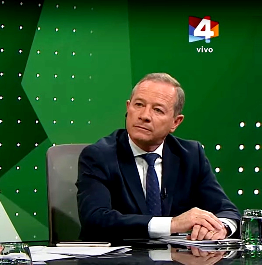 Daniel Castro dejará de presentar las noticias en Canal 4 por una ...