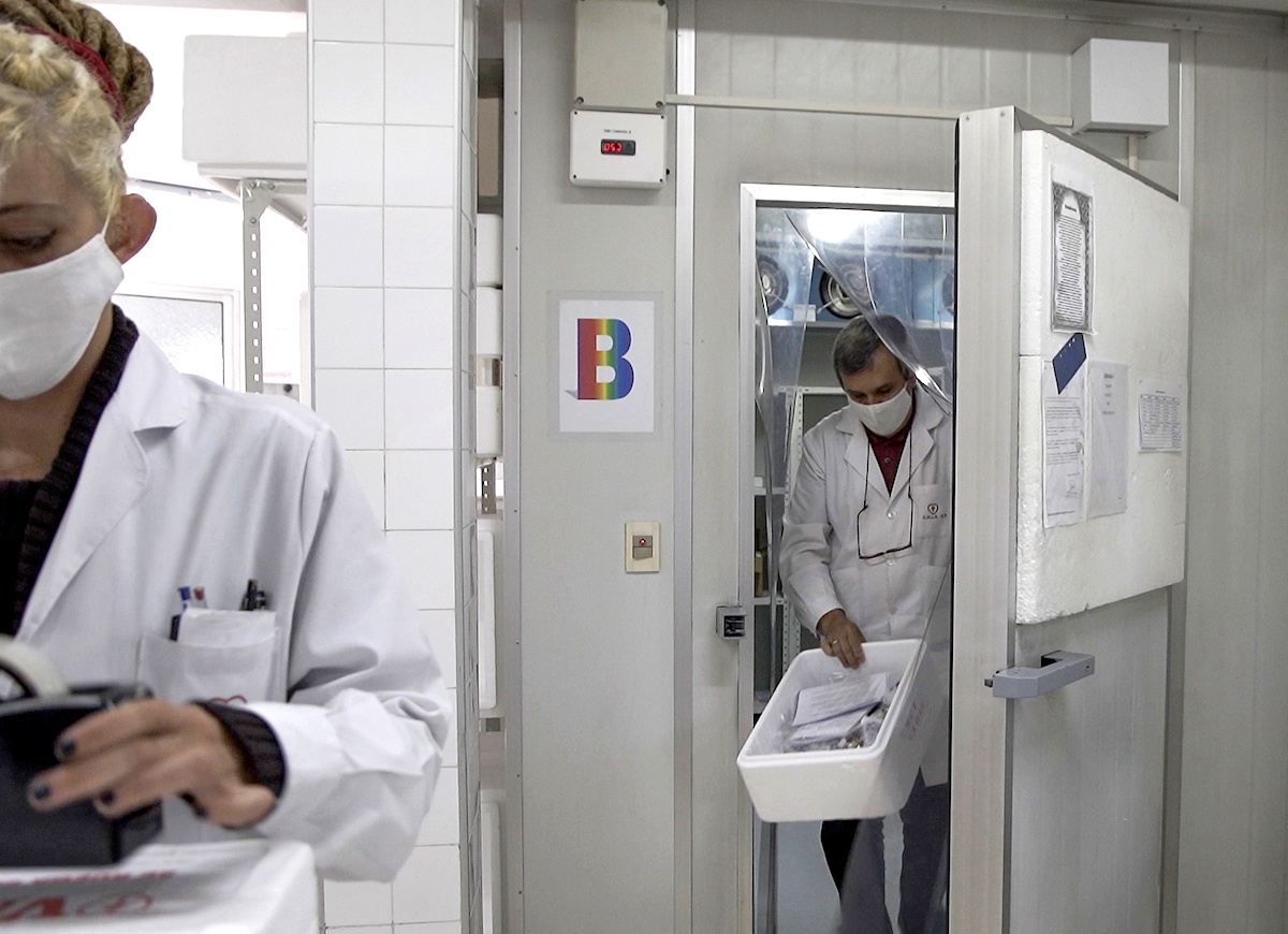 Uruguay y Pfizer firmaron un contrato ante la necesidad de inocular una ...