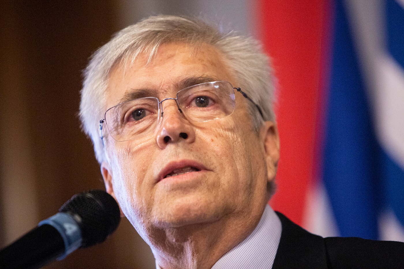 El extitular de Ambiente Adrián Peña seguirá trabajando dentro del ...