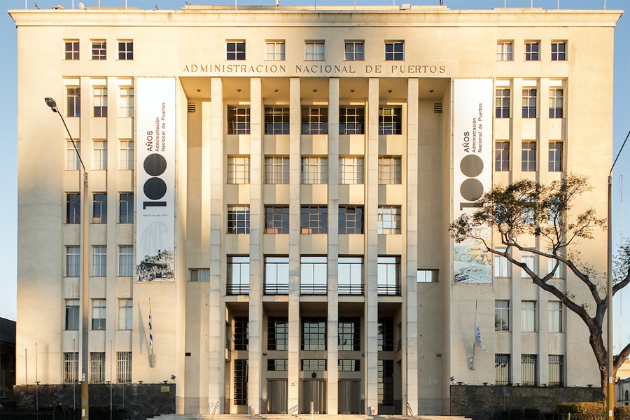 Partio la primera carga de celulosa de UPM 2